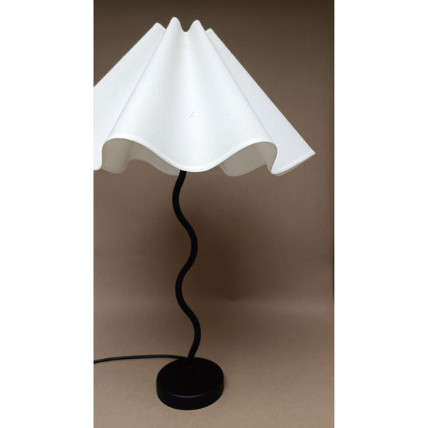 Wavy Lampshade in Off-White Cotton – Munro and Kerr